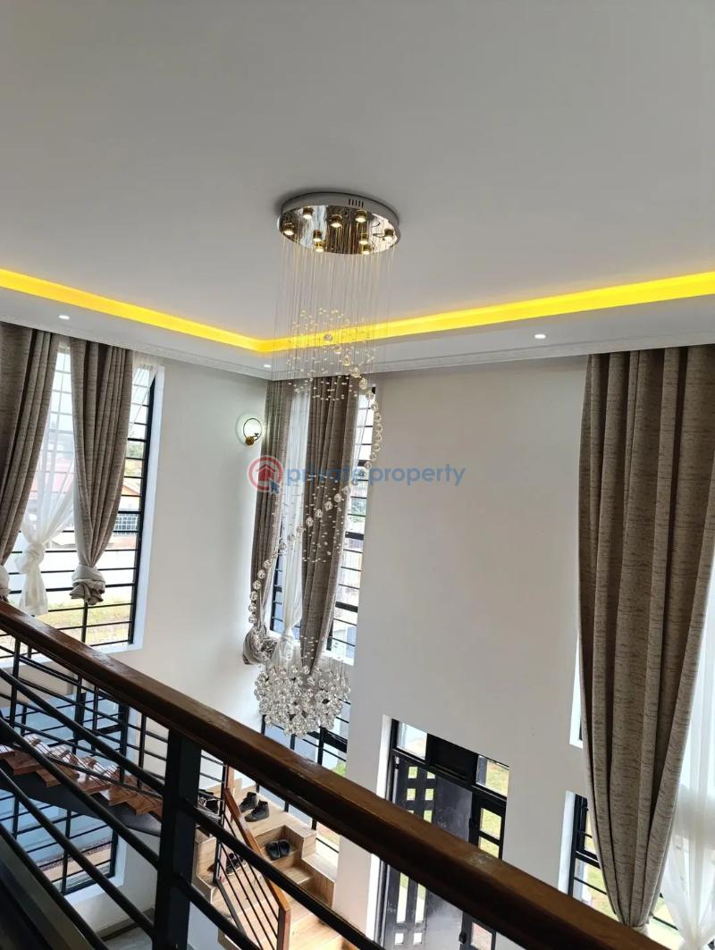 4 bedroom House For Sale A Few Meters From The Tarmac Road mugutha ...