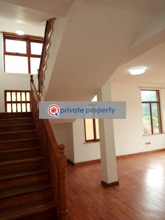 5 bedroom House For Sale spacious 5 Bedroom Villa All Ensuite Plus Dsq ...